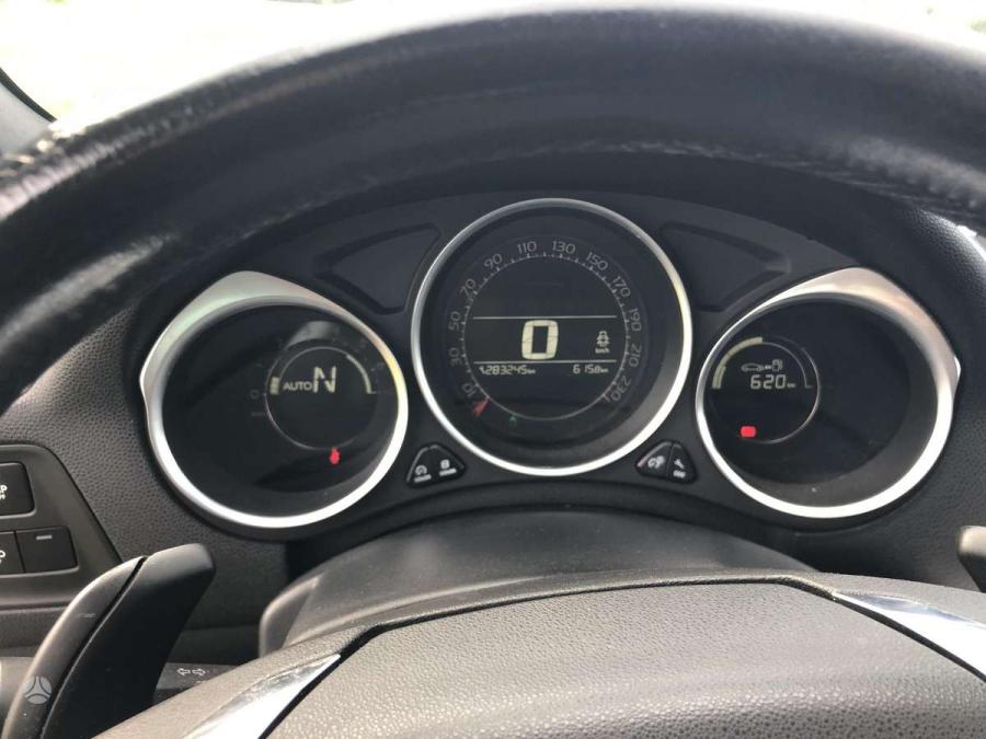 Black Citroen DS4 2012 in Taurage, with an engine capacity of 1.60 L and mileage of 280 thousand km for 4100 €, photo 11 on AUTOMOTO.COM.LV