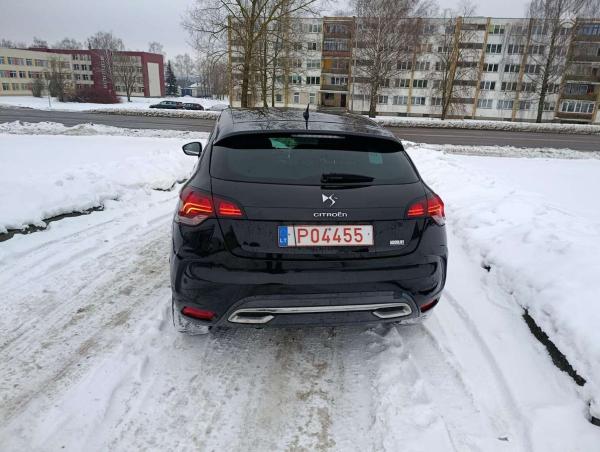 Black Citroen DS4 2015 in Alytus, with an engine capacity of 1.20 L and mileage of 169 thousand km for 4900 €, photo 8 on AUTOMOTO.COM.LV