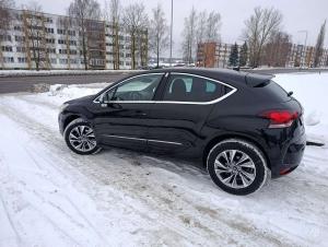 Black Citroen DS4 2015 in Alytus, with an engine capacity of 1.20 L and mileage of 169 thousand km for 4900 €, photo 10 on AUTOMOTO.COM.LV