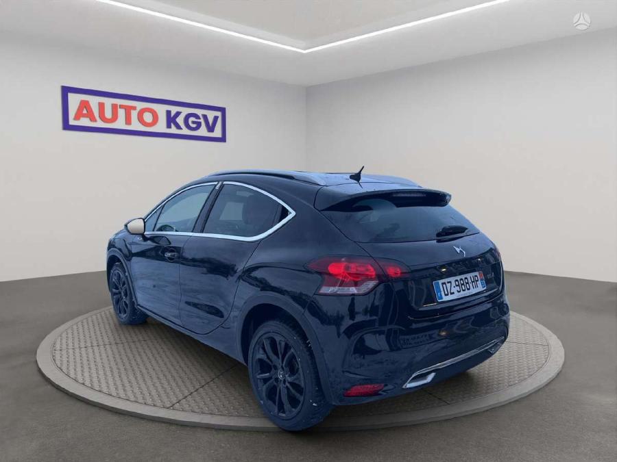 Melns Citroen DS4 2016 Kauņa, ar dzinēja tilpumu 0.00 L un nobraukumu 176 tūkst. km par 6499 €, foto 3 vietnē AUTOMOTO.COM.LV