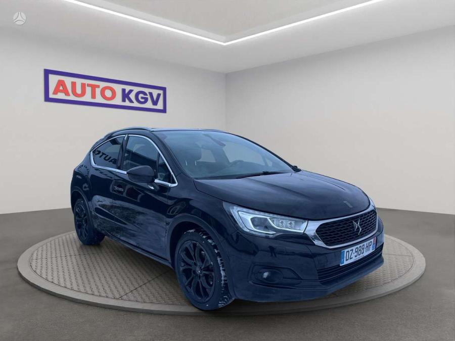 Black Citroen DS4 2016 in Kaunas, with an engine capacity of 0.00 L and mileage of 176 thousand km for 6499 €, photo 8 on AUTOMOTO.COM.LV