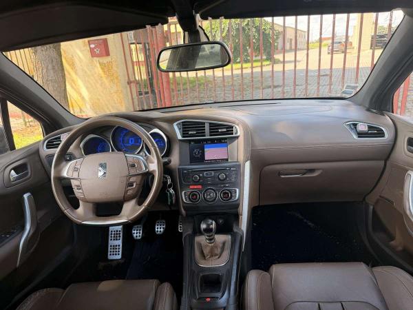 Brūns Citroen DS4 2011 Tauragė, ar dzinēja tilpumu 1.60 L un nobraukumu 114 tūkst. km par 3350 €, foto 9 vietnē AUTOMOTO.COM.LV