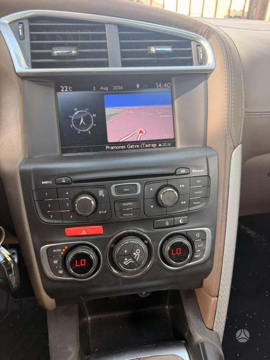 Brūns Citroen DS4 2011 Tauragė, ar dzinēja tilpumu 1.60 L un nobraukumu 114 tūkst. km par 3350 €, foto 14 vietnē AUTOMOTO.COM.LV