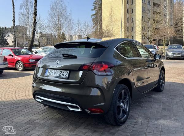 Brown Citroen DS4 2012 in Vilnius, with an engine capacity of 1.60 L and mileage of 181 thousand km for 2750 €, photo 4 on AUTOMOTO.COM.LV