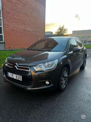 Brūns Citroen DS4 2012 Viļņa, ar dzinēja tilpumu 1.56 L un nobraukumu 245 tūkst. km par 3750 €, foto  vietnē AUTOMOTO.COM.LV