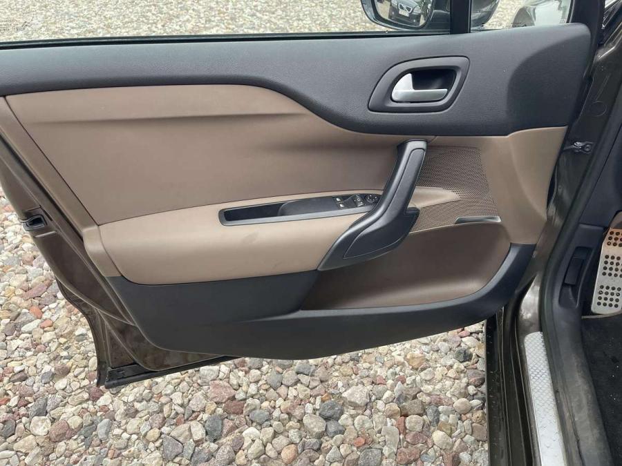 Brūns Citroen DS4 2013 Kauņa, ar dzinēja tilpumu 1.60 L un nobraukumu 90 tūkst. km par 6600 €, foto 11 vietnē AUTOMOTO.COM.LV