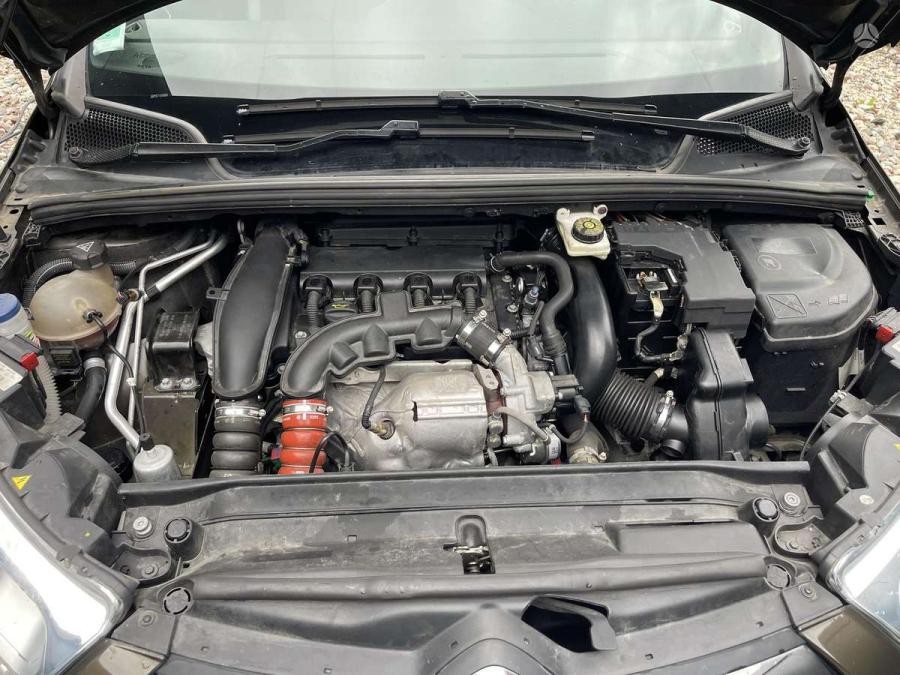 Brūns Citroen DS4 2013 Kauņa, ar dzinēja tilpumu 1.60 L un nobraukumu 90 tūkst. km par 6600 €, foto 21 vietnē AUTOMOTO.COM.LV