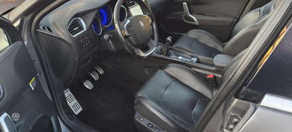 Brūns Citroen DS4 2017 Tauragė, ar dzinēja tilpumu 1.20 L un nobraukumu 150 tūkst. km par 5199 €, foto 9 vietnē AUTOMOTO.COM.LV
