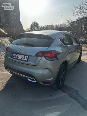 Zaļš Citroen DS4 2011 Viļņa, ar dzinēja tilpumu 1.60 L un nobraukumu 188 tūkst. km par 3900 €, foto 4 vietnē AUTOMOTO.COM.LV