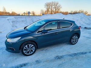 Grey Citroen DS4 2011 in Vilnius, with an engine capacity of 1.56 L and mileage of 234 thousand km for 4600 €, photo 4 on AUTOMOTO.COM.LV