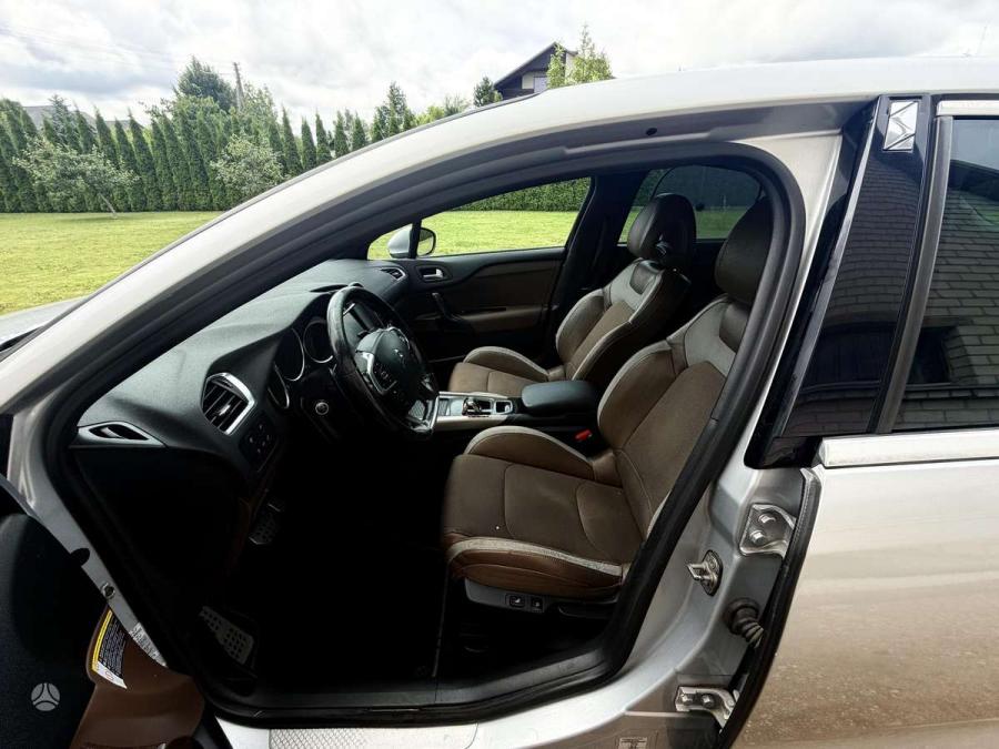 Pelēks Citroen DS4 2011 Kauņa, ar dzinēja tilpumu 1.56 L un nobraukumu 244 tūkst. km par 3000 €, foto 5 vietnē AUTOMOTO.COM.LV