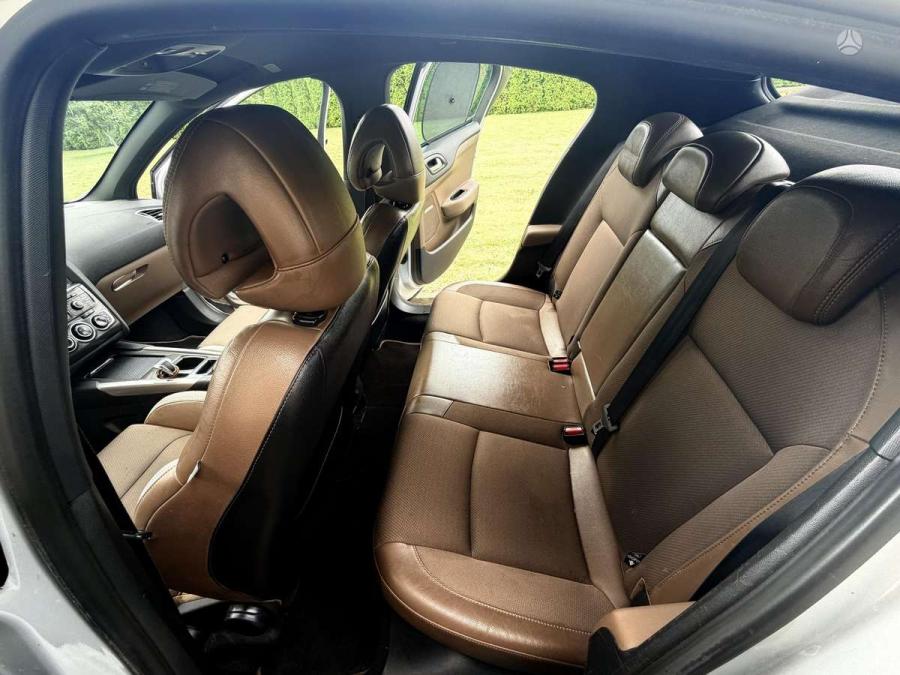 Pelēks Citroen DS4 2011 Kauņa, ar dzinēja tilpumu 1.56 L un nobraukumu 244 tūkst. km par 3000 €, foto 9 vietnē AUTOMOTO.COM.LV