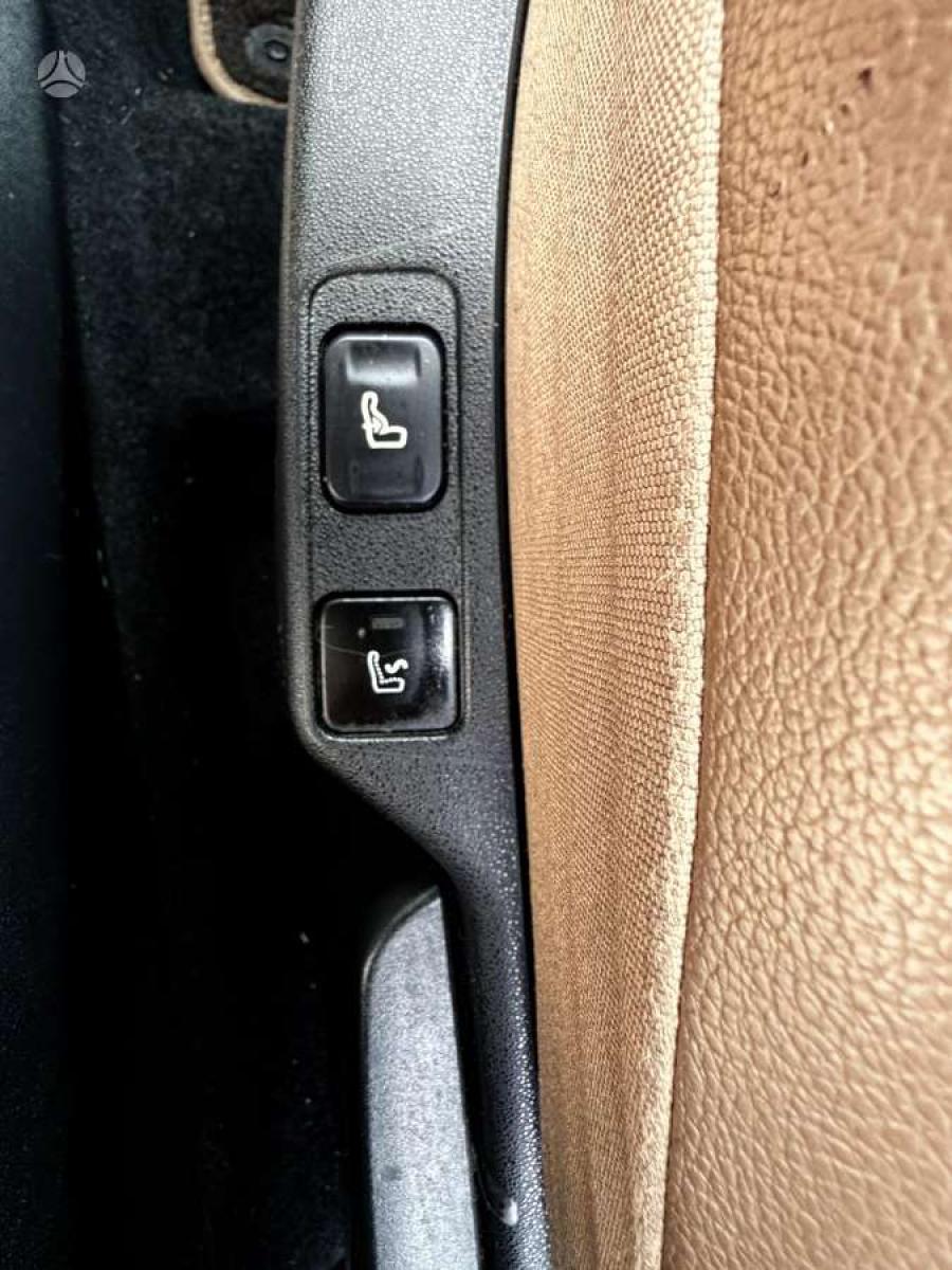 Pelēks Citroen DS4 2011 Kauņa, ar dzinēja tilpumu 1.56 L un nobraukumu 244 tūkst. km par 3000 €, foto 10 vietnē AUTOMOTO.COM.LV