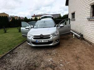 Pelēks Citroen DS4 2011 Kauņa, ar dzinēja tilpumu 1.56 L un nobraukumu 244 tūkst. km par 3000 €, foto 14 vietnē AUTOMOTO.COM.LV