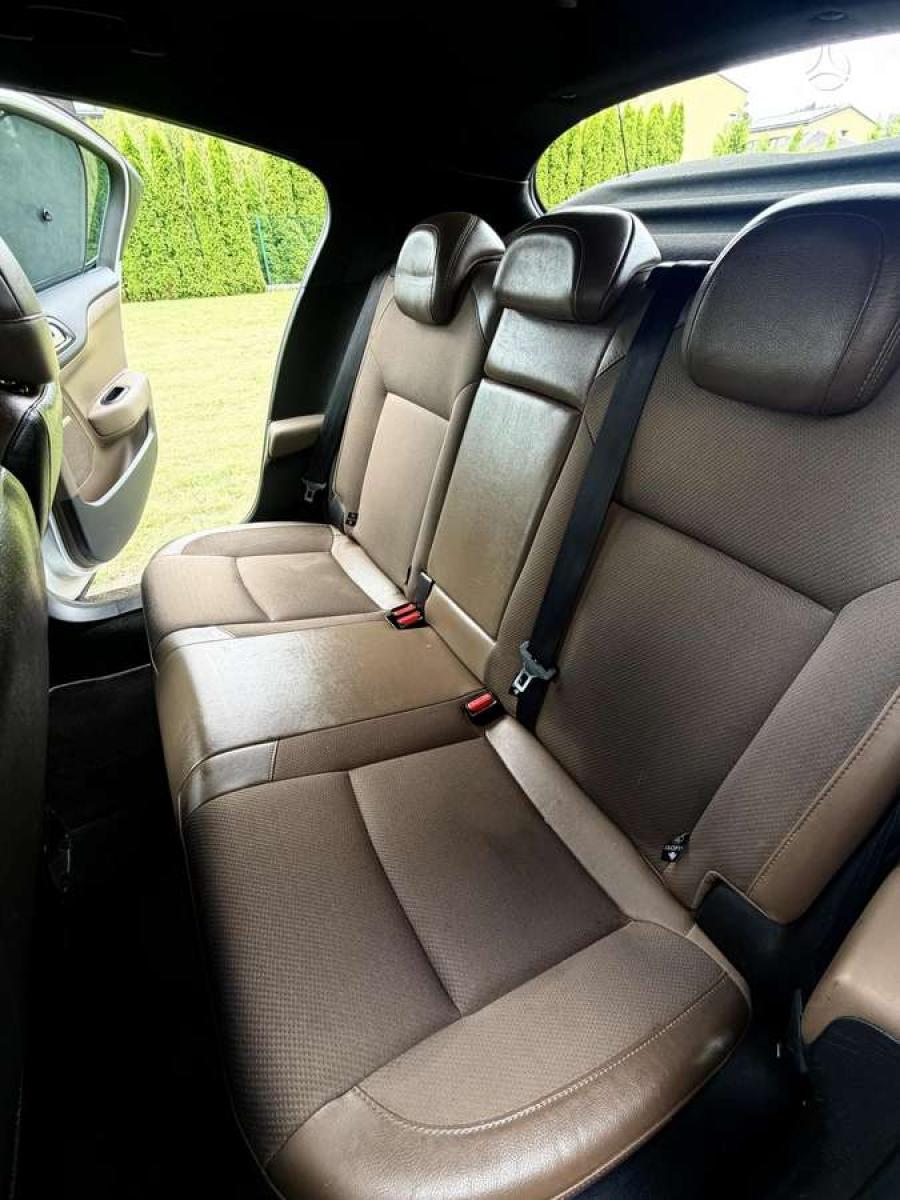 Pelēks Citroen DS4 2011 Kauņa, ar dzinēja tilpumu 1.56 L un nobraukumu 244 tūkst. km par 3000 €, foto 17 vietnē AUTOMOTO.COM.LV