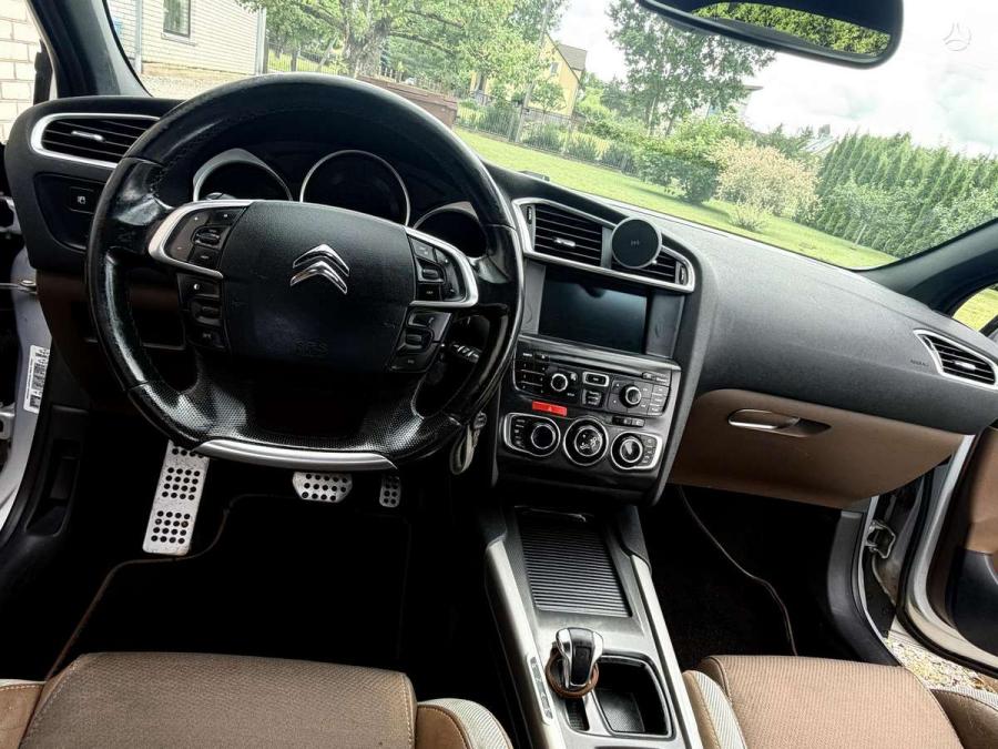 Pelēks Citroen DS4 2011 Kauņa, ar dzinēja tilpumu 1.56 L un nobraukumu 244 tūkst. km par 3000 €, foto 20 vietnē AUTOMOTO.COM.LV