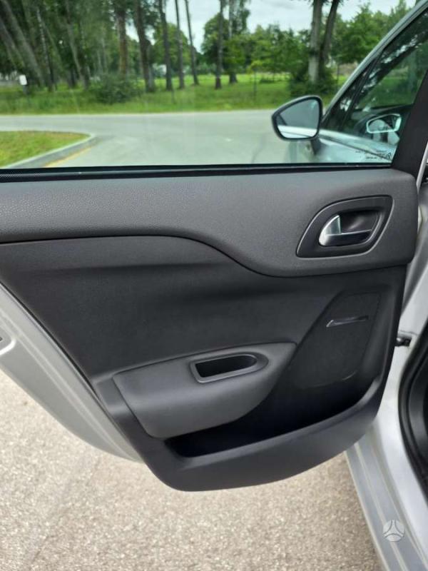 Grey Citroen DS4 2011 in Taurage, with an engine capacity of 1.56 L and mileage of 200 thousand km for 4300 €, photo 9 on AUTOMOTO.COM.LV