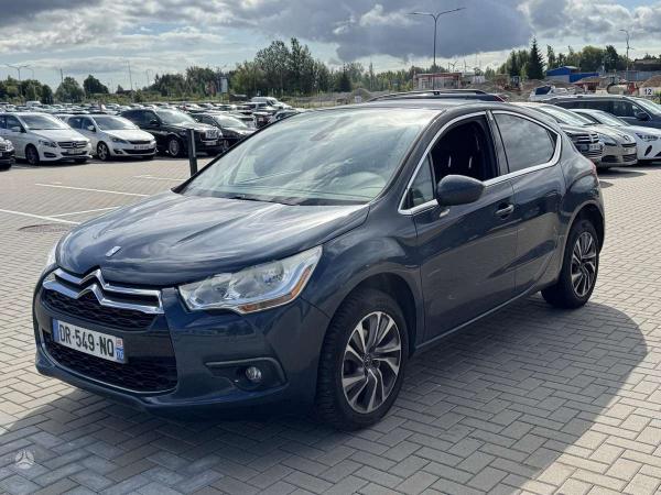 Pelēks Citroen DS4 2011 Tauragė, ar dzinēja tilpumu 1.56 L un nobraukumu 188 tūkst. km par 3800 €, foto 1 vietnē AUTOMOTO.COM.LV