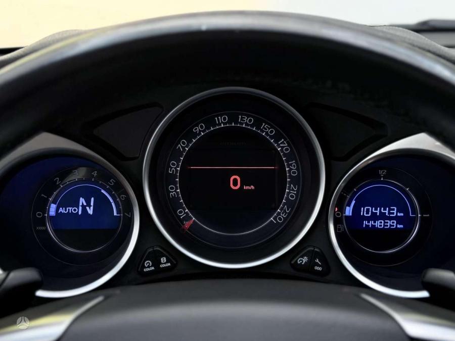 Grey Citroen DS4 2011 in Vilnius, with an engine capacity of 1.56 L and mileage of 145 thousand km for 3999 €, photo 28 on AUTOMOTO.COM.LV