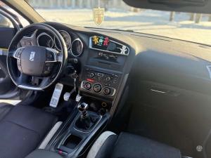 Pelēks Citroen DS4 2012 Švenčionys, ar dzinēja tilpumu 1.56 L un nobraukumu 268 tūkst. km par 3699 €, foto 14 vietnē AUTOMOTO.COM.LV