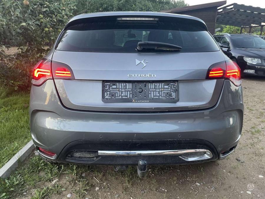 Grey Citroen DS4 2012 in Sakiai, with an engine capacity of 1.56 L and mileage of 251 thousand km for 2650 €, photo 7 on AUTOMOTO.COM.LV