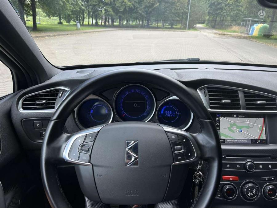 Grey Citroen DS4 2016 in Taurage, with an engine capacity of 1.20 L and mileage of 170 thousand km for 4750 €, photo 21 on AUTOMOTO.COM.LV