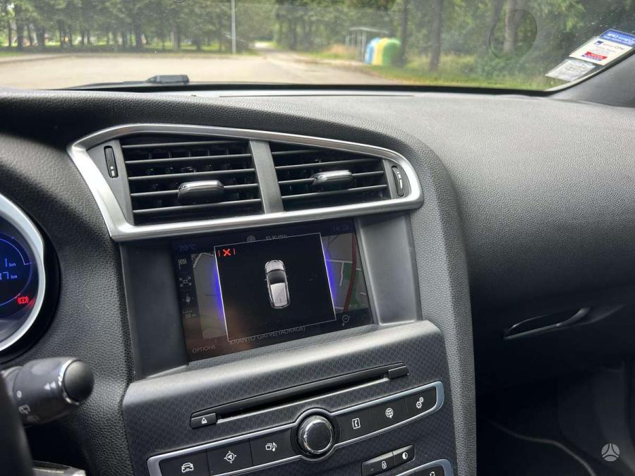 Grey Citroen DS4 2016 in Taurage, with an engine capacity of 1.20 L and mileage of 170 thousand km for 4750 €, photo 23 on AUTOMOTO.COM.LV