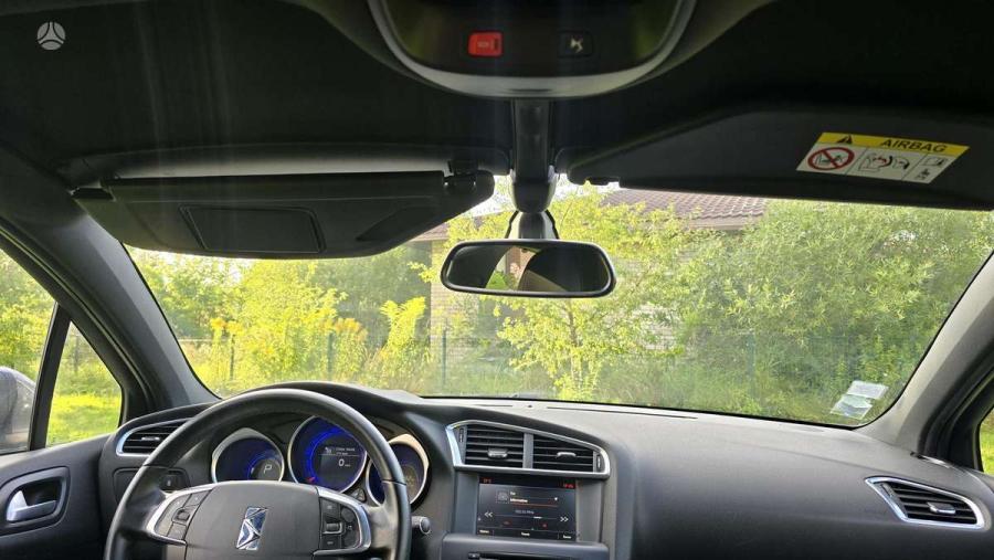 Grey Citroen DS4 2016 in Kaunas, with an engine capacity of 1.56 L and mileage of 189 thousand km for 6900 €, photo 27 on AUTOMOTO.COM.LV