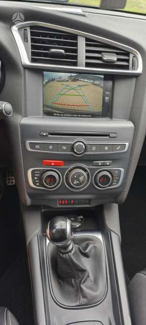 Grey Citroen DS4 2017 in Taurage, with an engine capacity of 1.20 L and mileage of 150 thousand km for 5200 €, photo 17 on AUTOMOTO.COM.LV