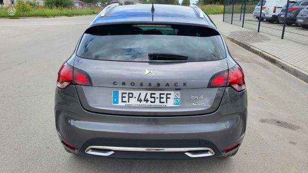 Grey Citroen DS4 2017 in Taurage, with an engine capacity of 1.20 L and mileage of 108 thousand km for 5999 €, photo 4 on AUTOMOTO.COM.LV