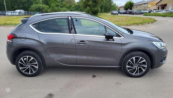 Grey Citroen DS4 2017 in Taurage, with an engine capacity of 1.20 L and mileage of 108 thousand km for 5999 €, photo 6 on AUTOMOTO.COM.LV