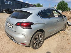 Pelēks Citroen DS4 2011 Viļņa, ar dzinēja tilpumu 1.60 L un nobraukumu 100 tūkst. km par 1250 €, foto 7 vietnē AUTOMOTO.COM.LV