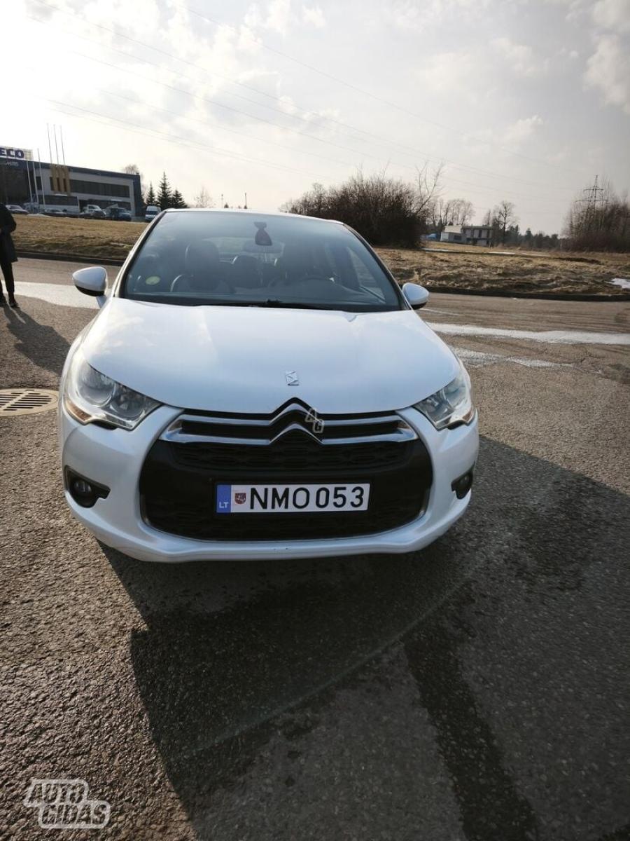 Citroen DS4 2012 Kauņa, ar dzinēja tilpumu 1.60 L un nobraukumu 330 tūkst. km par 4500 €, foto 3 vietnē AUTOMOTO.COM.LV