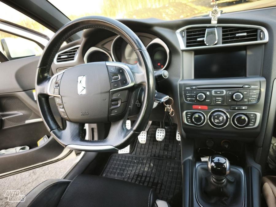 Citroen DS4 2012 Kauņa, ar dzinēja tilpumu 1.60 L un nobraukumu 330 tūkst. km par 4500 €, foto 10 vietnē AUTOMOTO.COM.LV