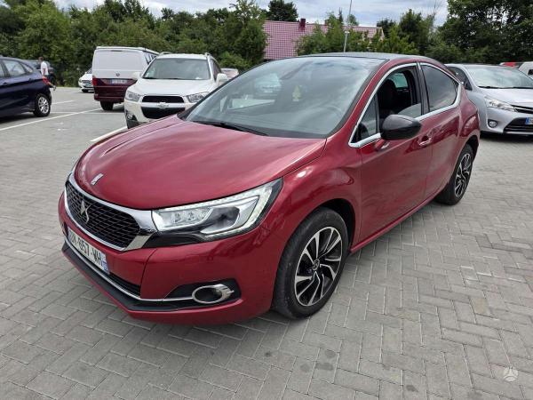 Red Citroen DS4 2015 in Taurage, with an engine capacity of 1.56 L and mileage of 55 thousand km for 6700 €, photo 5 on AUTOMOTO.COM.LV