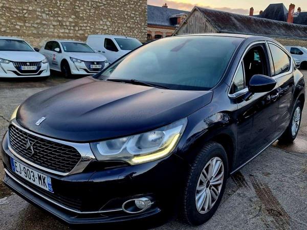 Violets Citroen DS4 2017 Tauragė, ar dzinēja tilpumu 1.20 L un nobraukumu 96 tūkst. km par 5900 €, foto 1 vietnē AUTOMOTO.COM.LV