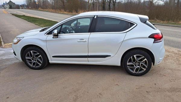 Balts Citroen DS4 2011 Plungė, ar dzinēja tilpumu 1.60 L un nobraukumu 190 tūkst. km par 4650 €, foto 11 vietnē AUTOMOTO.COM.LV