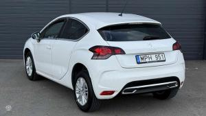 Balts Citroen DS4 2011 Viļņa, ar dzinēja tilpumu 1.56 L un nobraukumu 301 tūkst. km par 3250 €, foto 4 vietnē AUTOMOTO.COM.LV