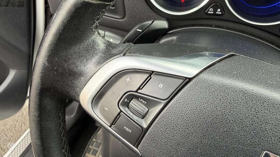 Balts Citroen DS4 2011 Viļņa, ar dzinēja tilpumu 1.56 L un nobraukumu 301 tūkst. km par 3250 €, foto 18 vietnē AUTOMOTO.COM.LV