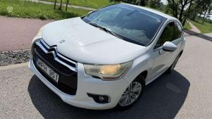 White Citroen DS4 2011 in Vilnius, with an engine capacity of 1.56 L and mileage of 301 thousand km for 3499 €, photo  on AUTOMOTO.COM.LV