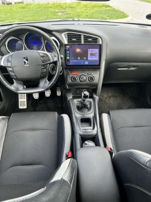 White Citroen DS4 2012 in Kaunas, with an engine capacity of 2.00 L and mileage of 291 thousand km for 4150 €, photo 25 on AUTOMOTO.COM.LV
