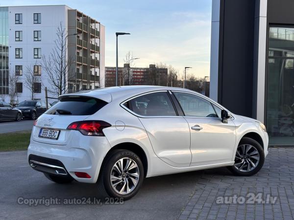 Balts Citroen DS4 2013 Tallina, ar dzinēja tilpumu 1.60 L un nobraukumu 170 tūkst. km par 4250 €, foto 9 vietnē AUTOMOTO.COM.LV
