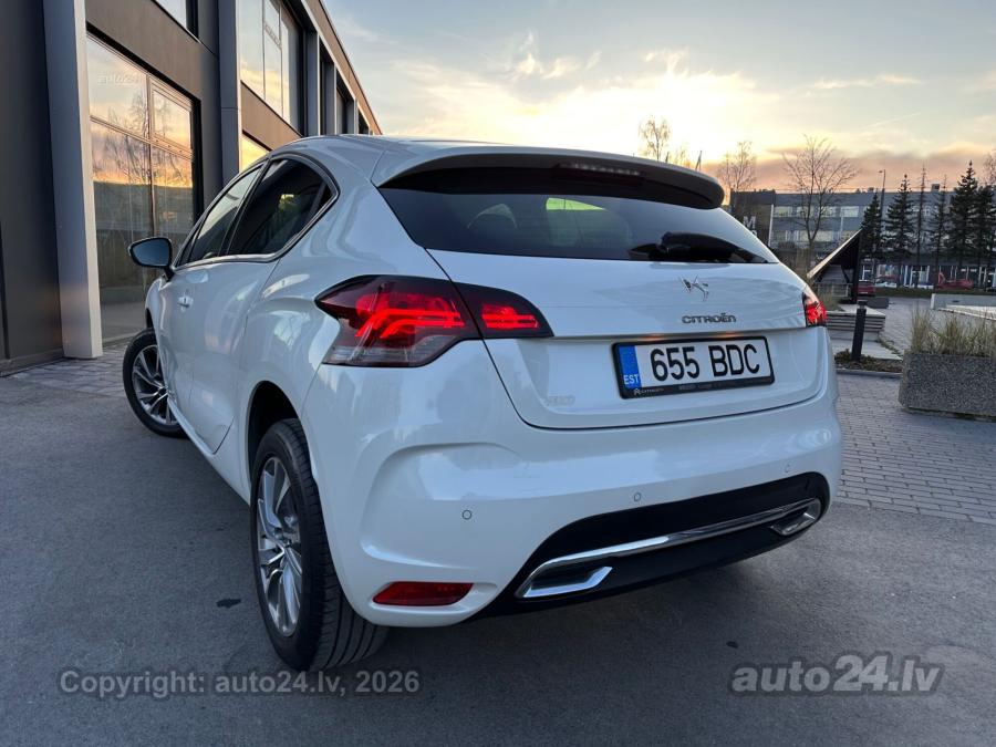Balts Citroen DS4 2013 Tallina, ar dzinēja tilpumu 1.60 L un nobraukumu 170 tūkst. km par 4250 €, foto 14 vietnē AUTOMOTO.COM.LV