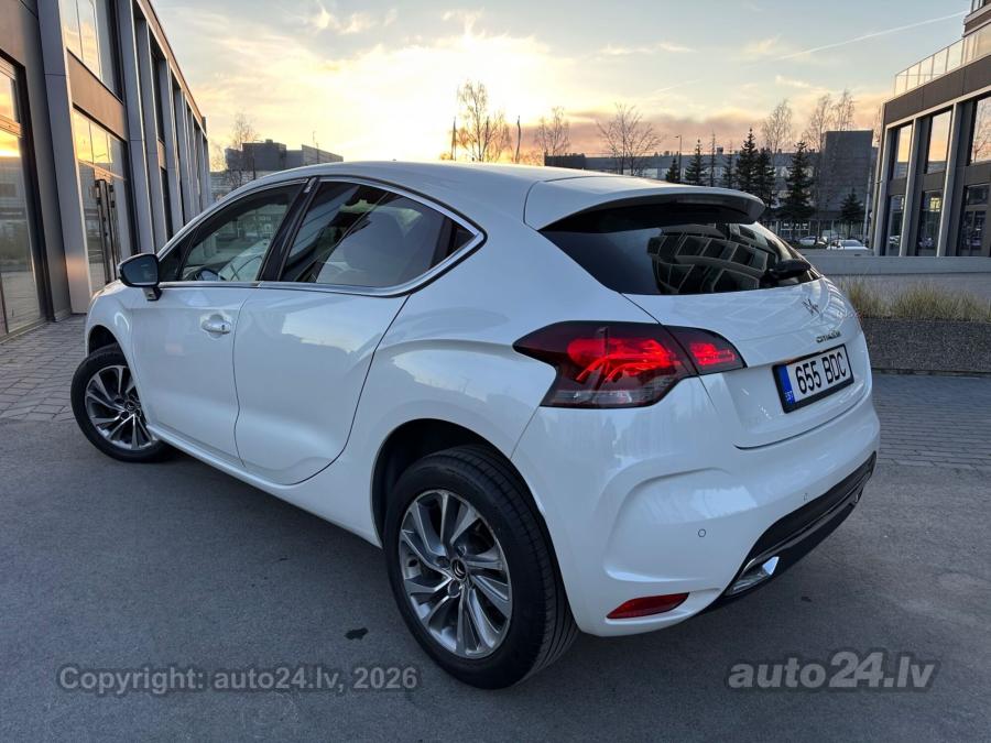 Balts Citroen DS4 2013 Tallina, ar dzinēja tilpumu 1.60 L un nobraukumu 170 tūkst. km par 4250 €, foto 15 vietnē AUTOMOTO.COM.LV