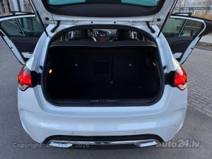 Balts Citroen DS4 2013 Tallina, ar dzinēja tilpumu 1.60 L un nobraukumu 170 tūkst. km par 4250 €, foto 22 vietnē AUTOMOTO.COM.LV