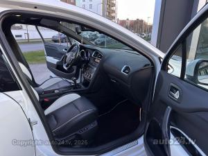 Balts Citroen DS4 2013 Tallina, ar dzinēja tilpumu 1.60 L un nobraukumu 170 tūkst. km par 4250 €, foto 24 vietnē AUTOMOTO.COM.LV