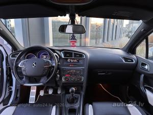 Balts Citroen DS4 2013 Tallina, ar dzinēja tilpumu 1.60 L un nobraukumu 170 tūkst. km par 4250 €, foto 26 vietnē AUTOMOTO.COM.LV