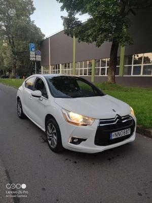 Balts Citroen DS4 2013 Viļņa, ar dzinēja tilpumu 1.60 L un nobraukumu 147 tūkst. km par 3200 €, foto 3 vietnē AUTOMOTO.COM.LV