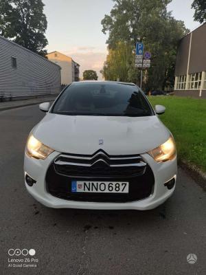Balts Citroen DS4 2013 Viļņa, ar dzinēja tilpumu 1.60 L un nobraukumu 147 tūkst. km par 3200 €, foto 8 vietnē AUTOMOTO.COM.LV