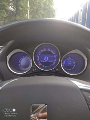 Balts Citroen DS4 2013 Viļņa, ar dzinēja tilpumu 1.60 L un nobraukumu 147 tūkst. km par 3200 €, foto 10 vietnē AUTOMOTO.COM.LV